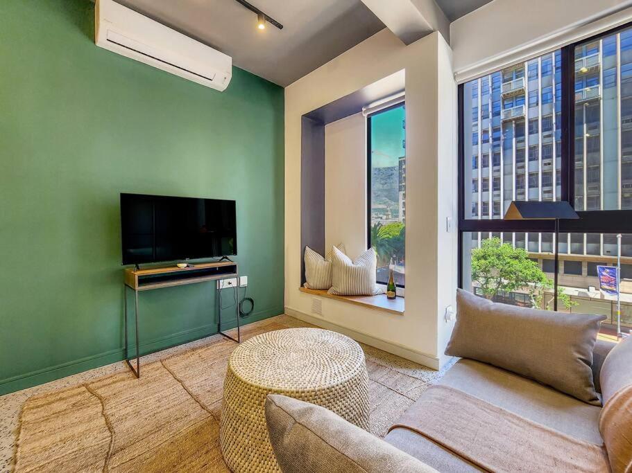 2nd Floor Luxury in City, Pool, Secure, Wifi, Ciudad del Cabo (precios ...