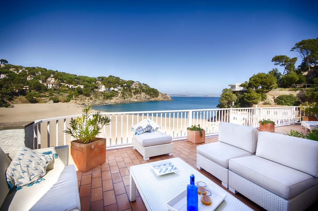 Penthouse Sa Riera, Begur (updated prices 2025)