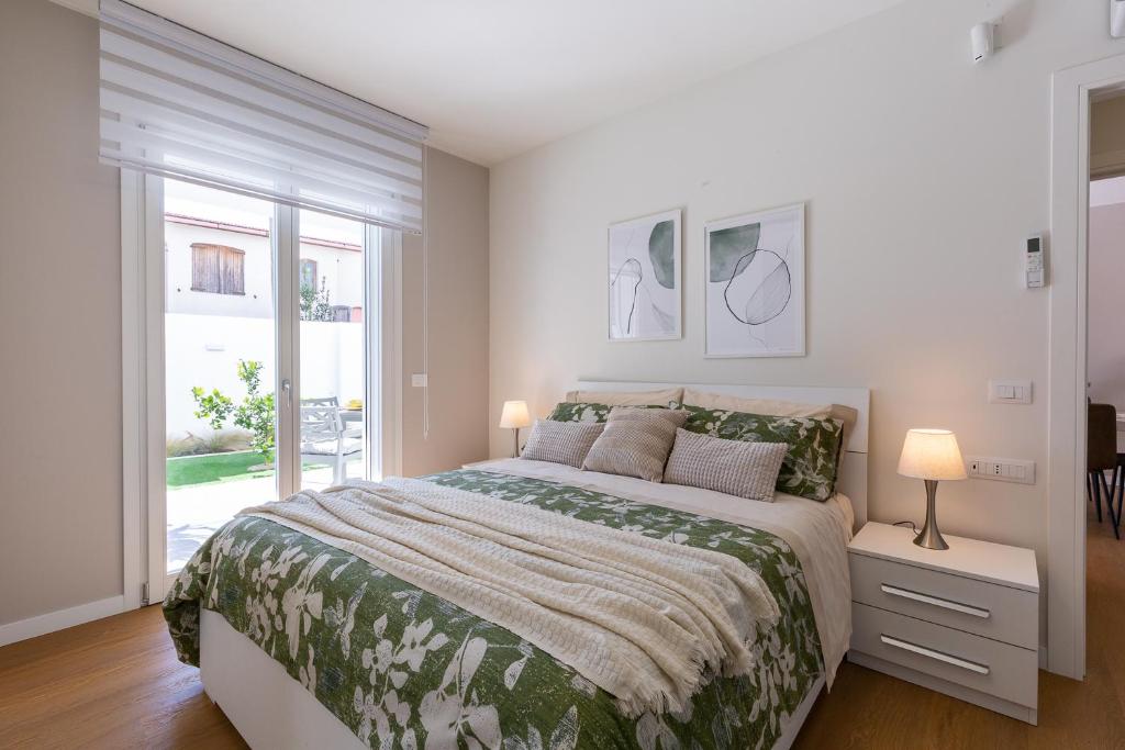 Colombo palace - suite eden via perda bona 35a, Quartu SantʼElena ...