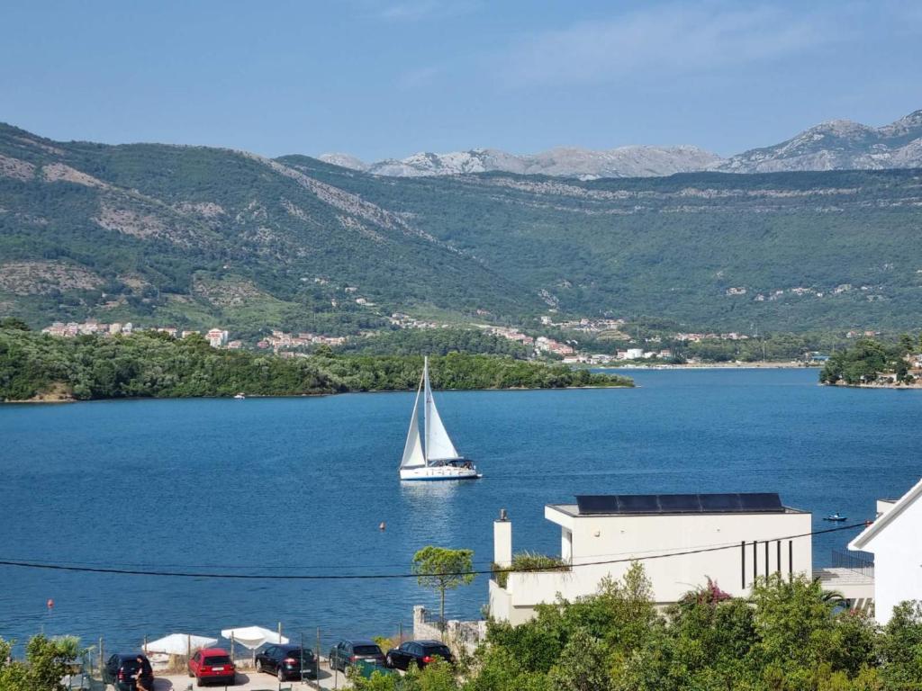 Emerald Suite with Pool, Private beach and Private Sea View Terrace ...