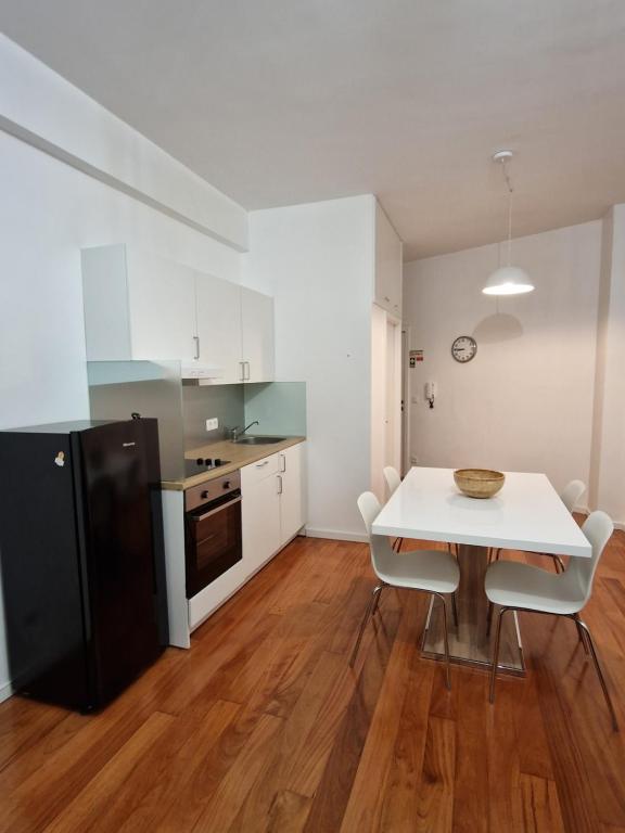 Oliveiras, Porto (updated prices 2025)