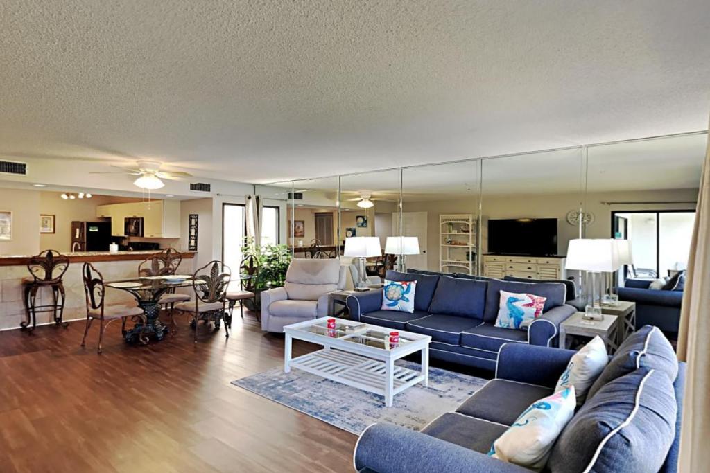 Edgewater Villa 1001, Panama City Beach (updated prices 2024)