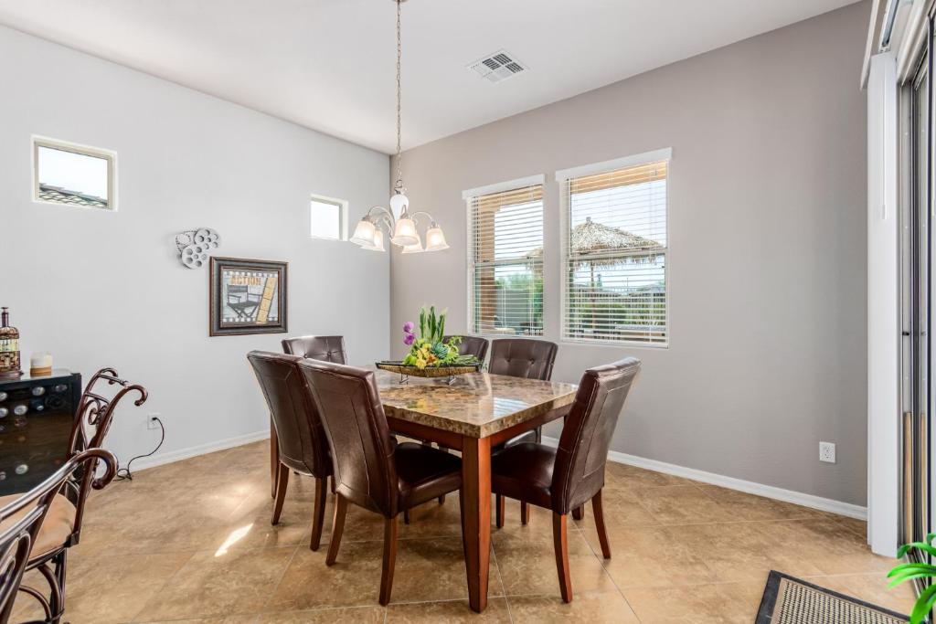 Luxury Stay At Estrella Mountain Ranch, Liberty (updated prices 2025)