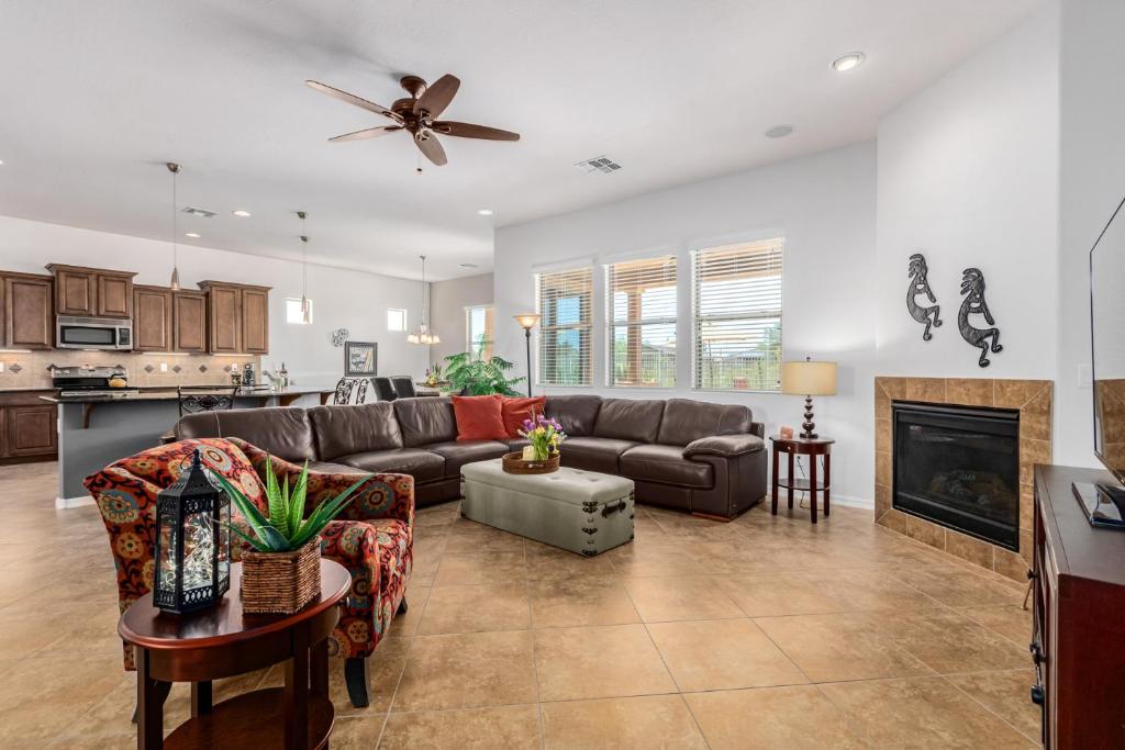 Luxury Stay At Estrella Mountain Ranch, Liberty (updated prices 2025)