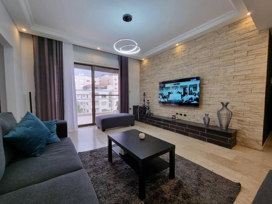 Deir Ghbar 3 rooms apart, Amman (updated prices 2026)