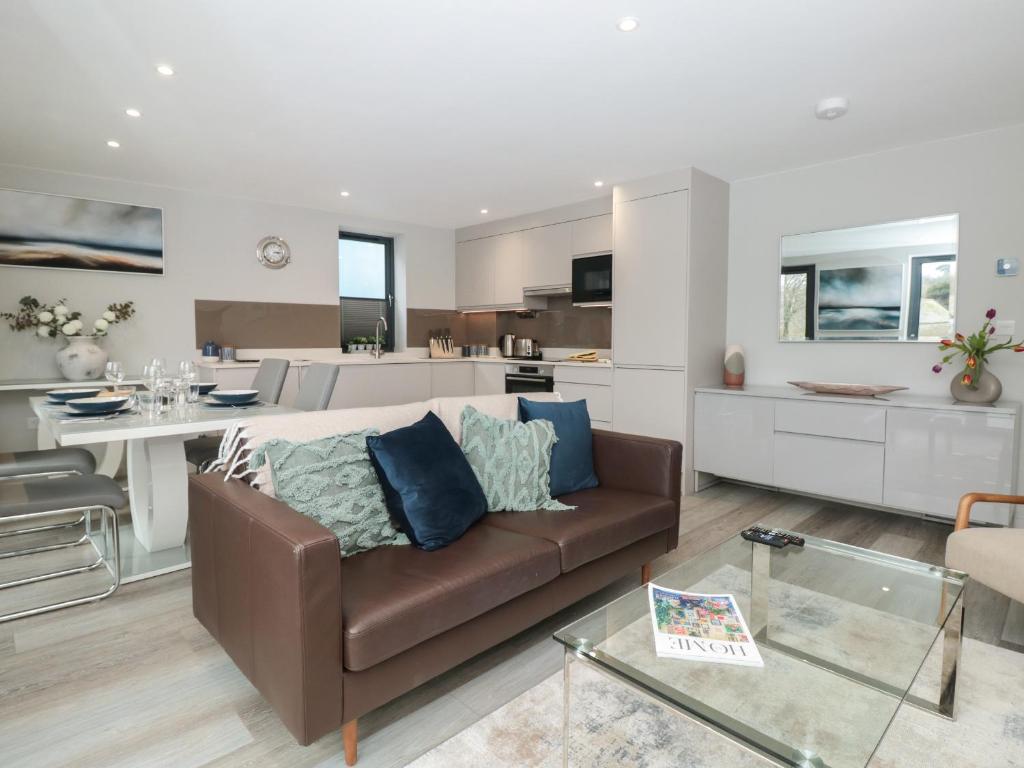 1 De Courcey House, Dartmouth (updated prices 2026)