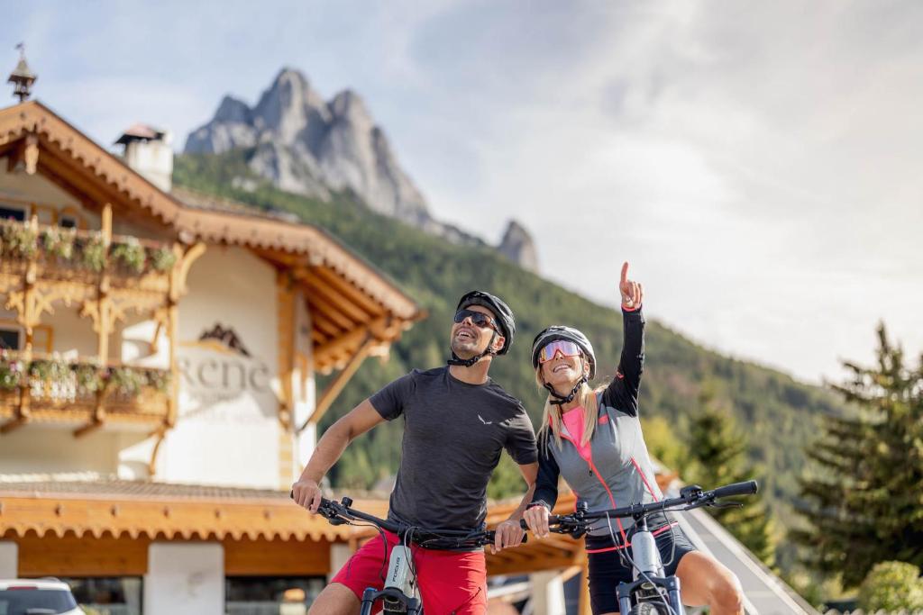 Renè Dolomites Boutique Hotel, Pozza di Fassa (updated prices 2025)