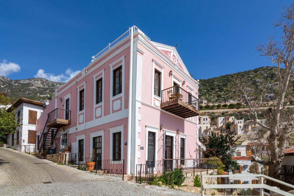 Customs House, Kalkan (updated prices 2025)