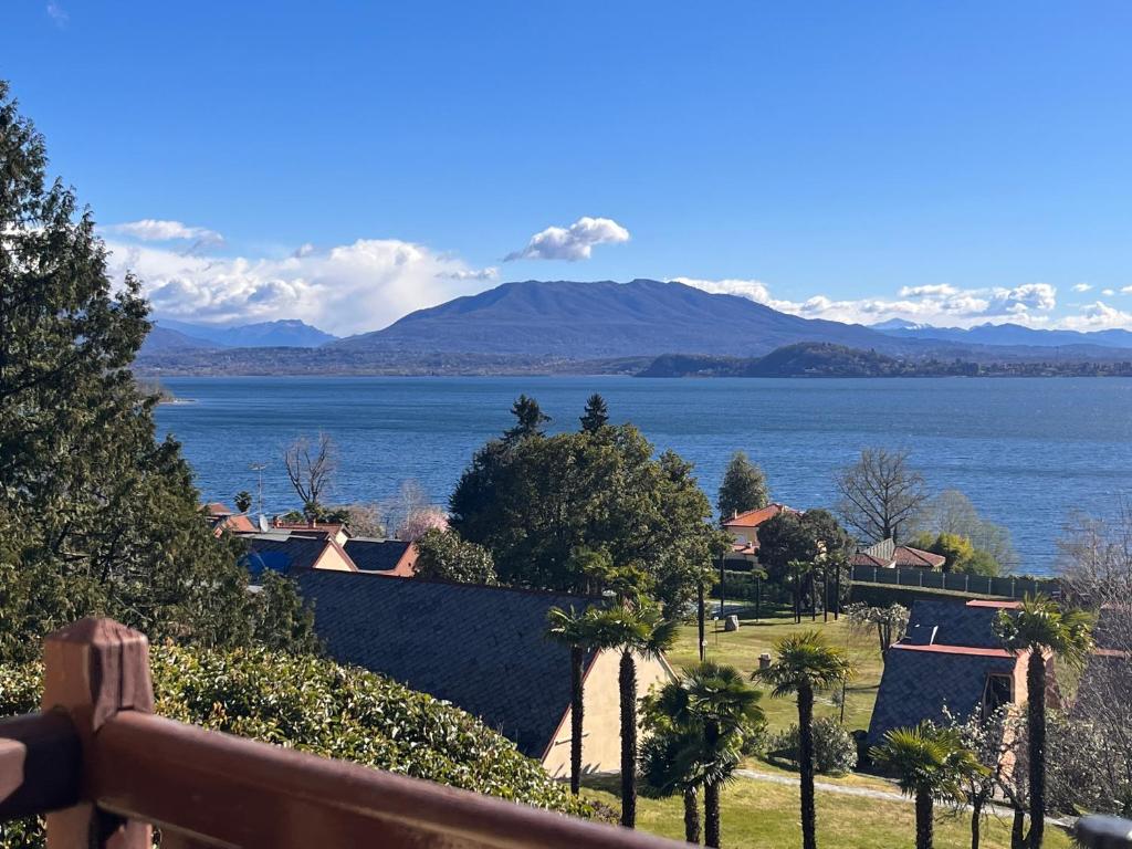 Appartamento in villa storica vista lago e piscina, Lesa – Updated 2023 ...