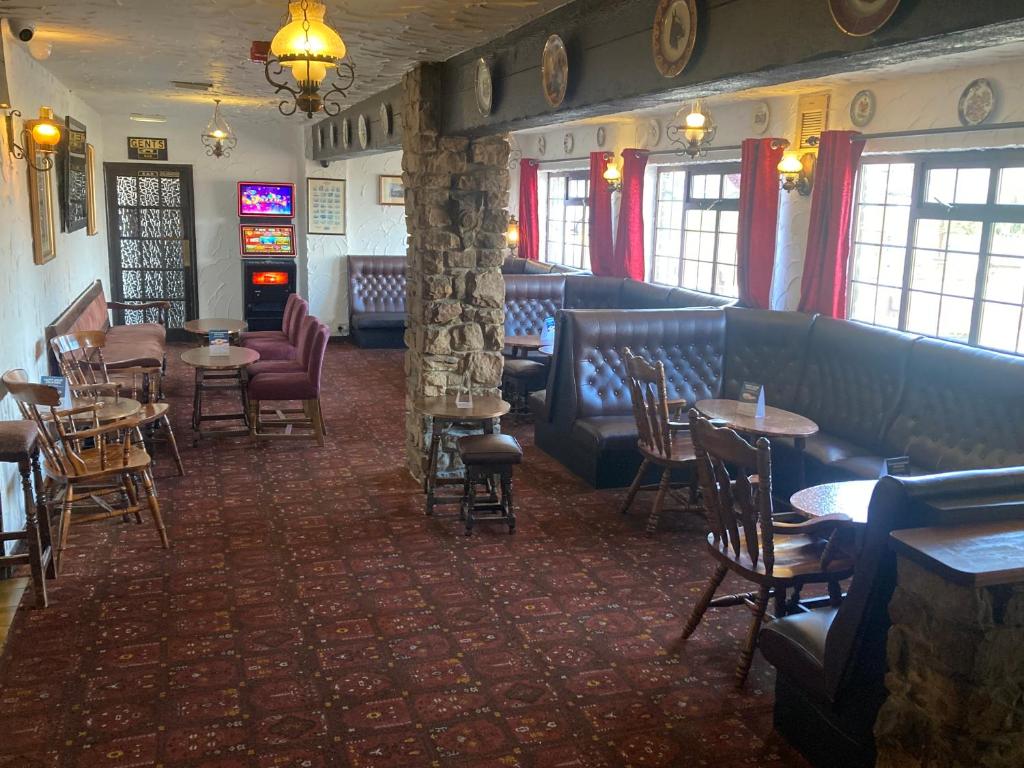 Green Acre Motel, North Cornelly (updated prices 2025)