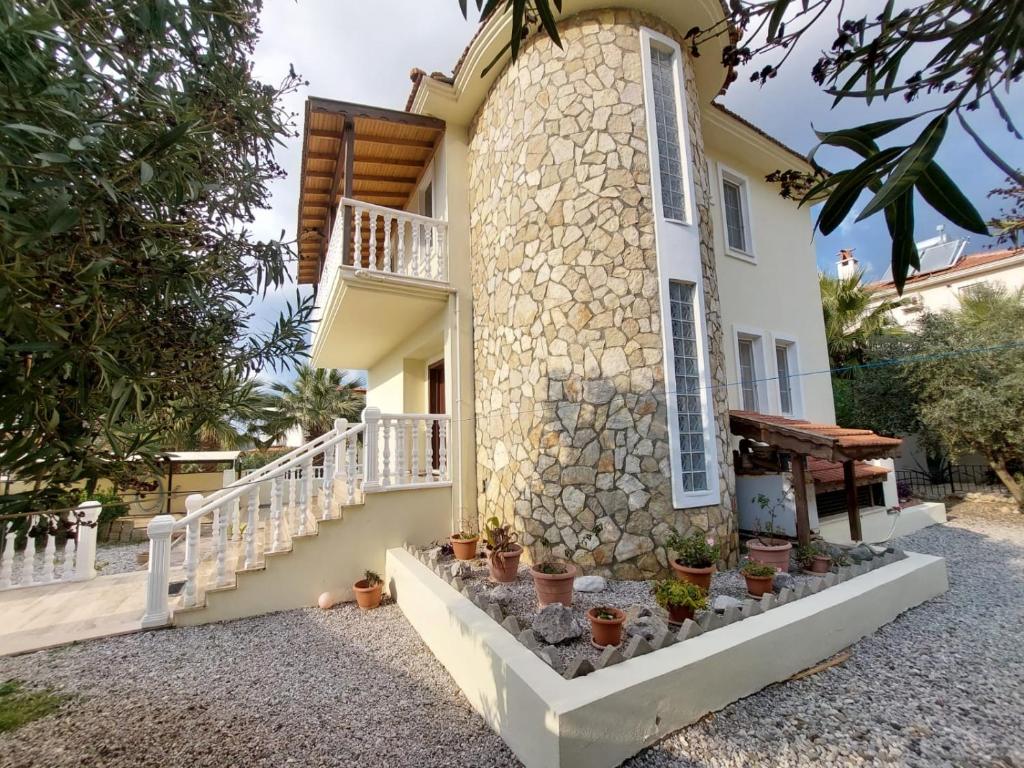 Holication Villas Villa Michael Private Pool, Ovacık (tarifs actualisés ...