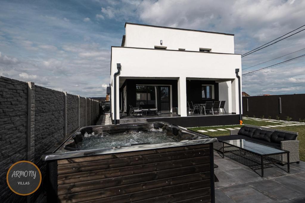 Armony Villas with Jacuzzi, Oradea (updated prices 2025)