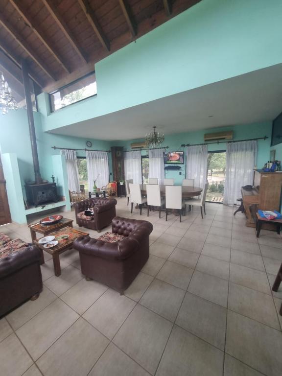 Amplio Piso en 1 hectarea, 20 min del estadio, Santiago del Estero ...