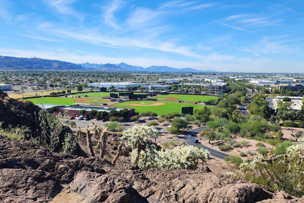 Phoenix Marriott Resort Tempe at The Buttes, Tempe (updated prices 2025)