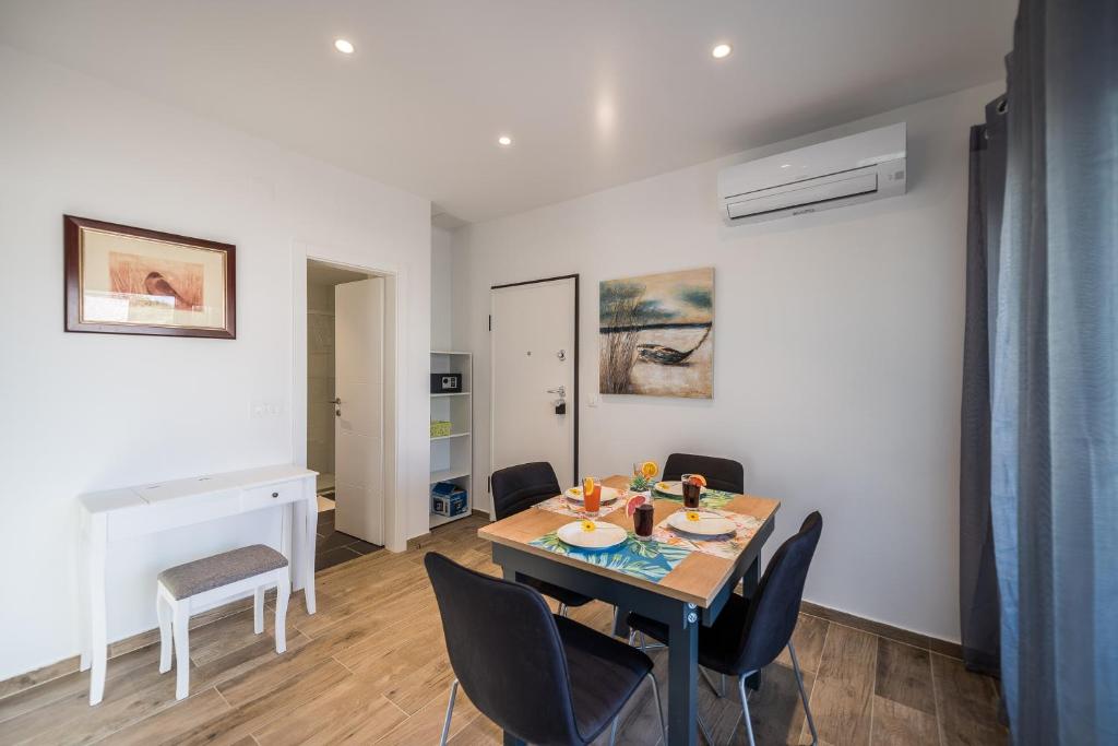 Island Dream House, Lukoran (updated prices 2025)