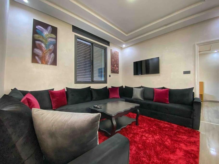 Ocean View&Fast Wifi Apart in The Heart Of Tangier, Tánger (precios ...