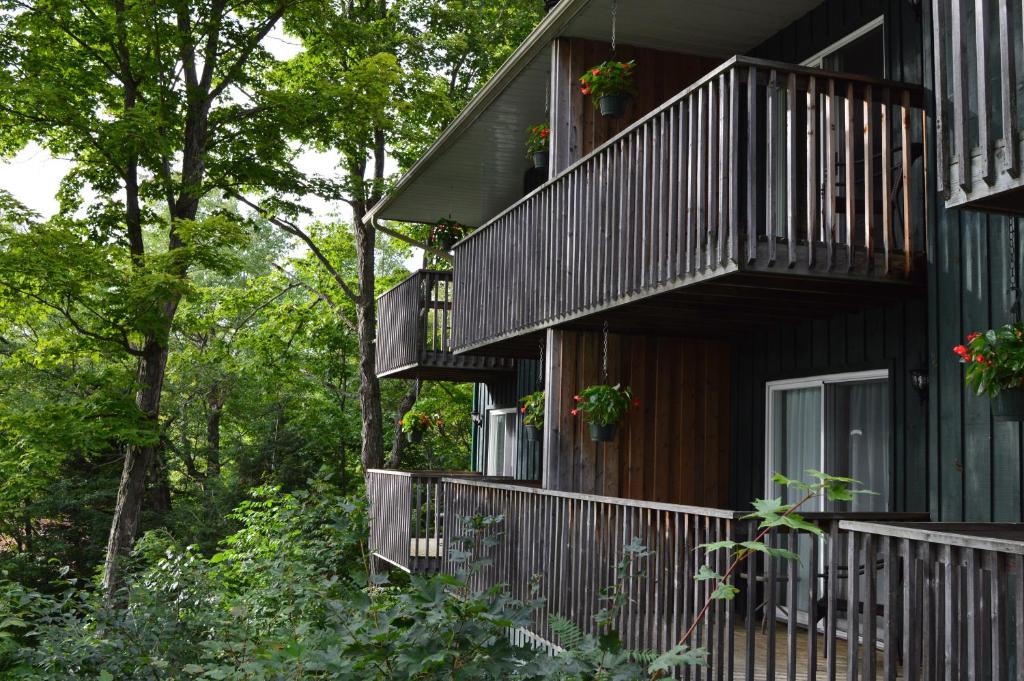 Heather Lodge, Minden (updated prices 2025)