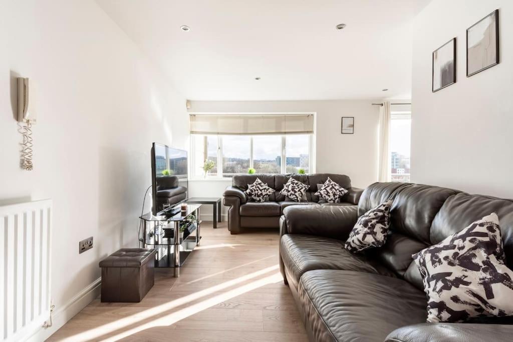 Stunning Flat by Quayside with Balcony!!, Newcastle upon Tyne (updated ...