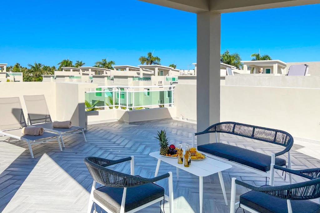 Playa Palmera Beach Resort, Punta Cana (updated prices 2025)