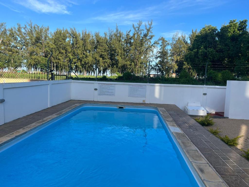 Dove By LMSG, Flic-en-Flac (updated prices 2025)