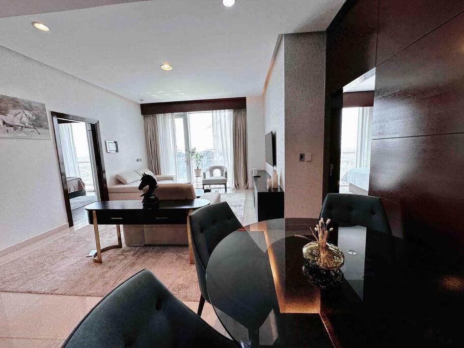 Spacious 3 bedroom plus maid room chic and unique in business bay ...