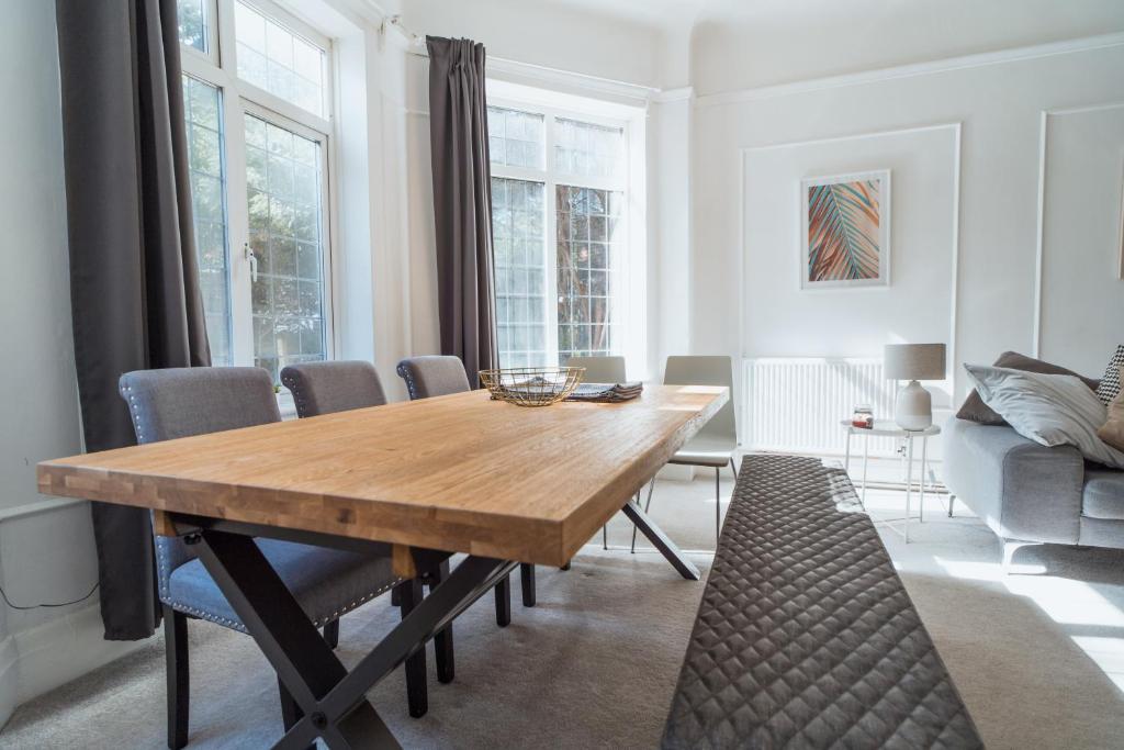East Cliff Manor, Bournemouth (updated prices 2026)