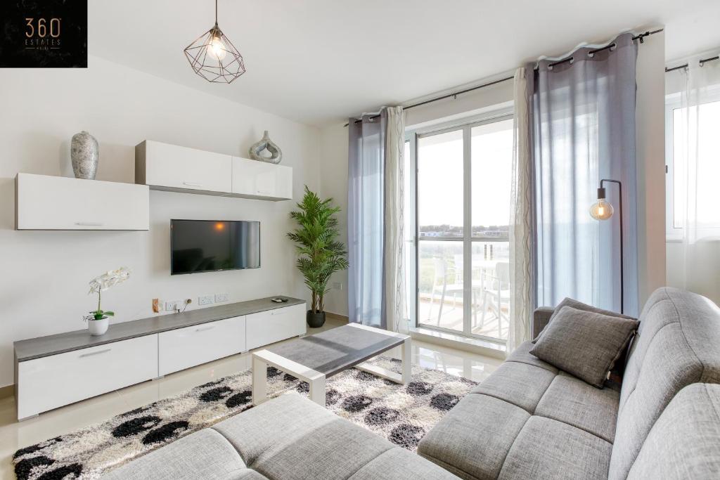 Stunning 3BR w/Country View Apartment in M'Scalak by 360 Estates ...