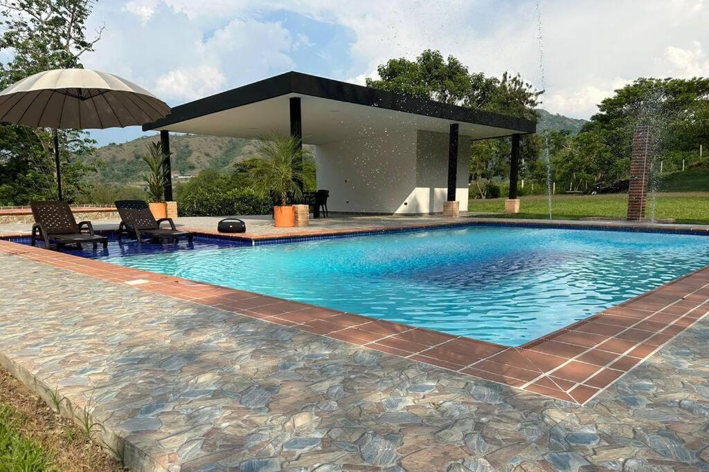 Finca con Piscina en Santa Fe de Antioquia (Familia y Amigos), Santa Fe ...