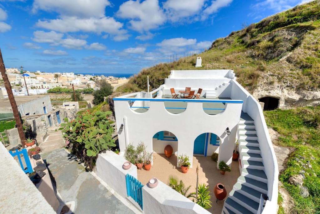 Santorini Traditional Cave House, Вотон (актуальные цены 2025 года)