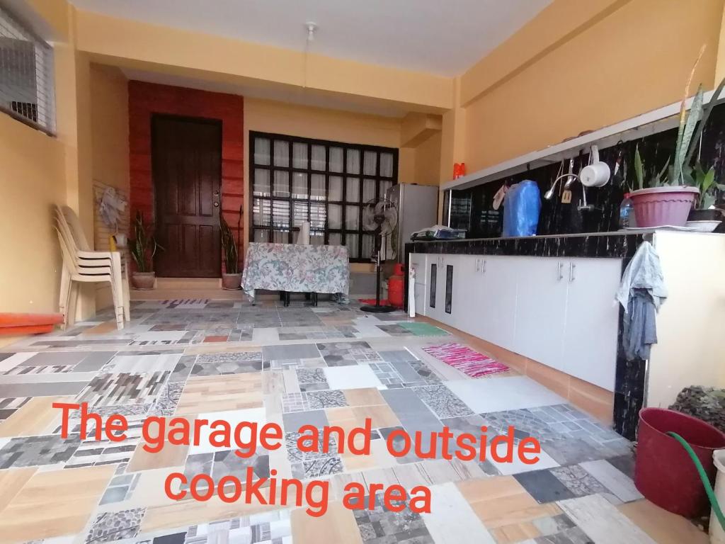 Triple JS Home Deca Clark Residences, Angeles (updated prices 2025)