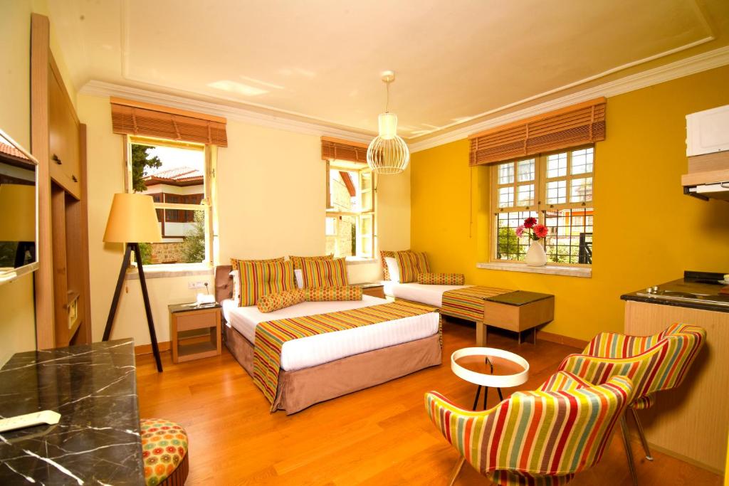 Charming Flat near Hadrian's Gate, Анталья (актуальные цены 2024 года)