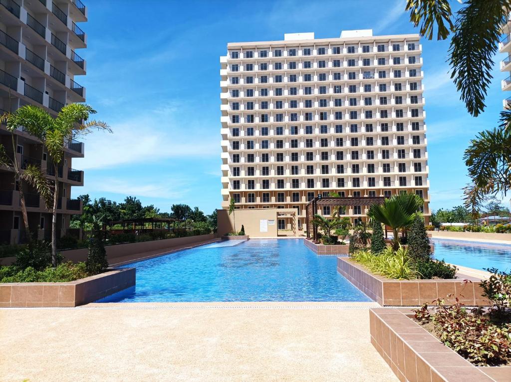 CCLEX View Condo in Saekyung Lapu Lapu with two Big Pools, Suba – Nove ...
