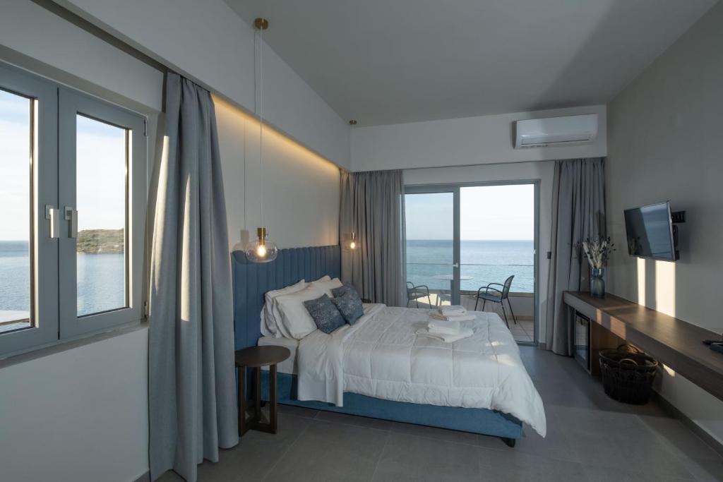 Mochlos Blue in - Traveleto