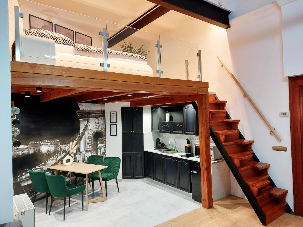 SQUARE 16 Apartman, Szombathely – Updated 2023 Prices