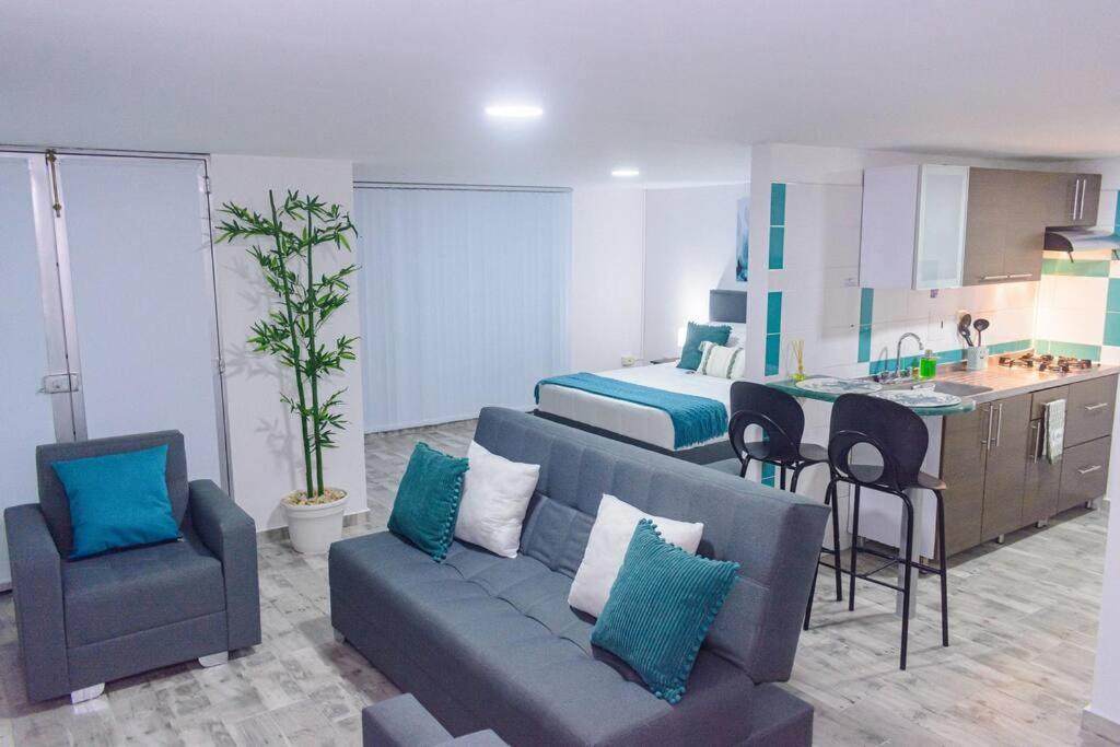 !Aparta-Estudio! Central y moderno., Acacías (precios actualizados 2025)