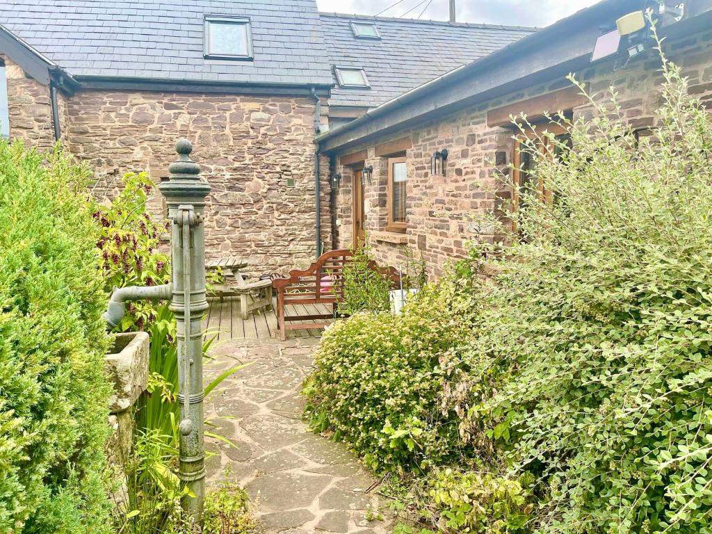 4 beautiful stone built barns sleeping 17 people, Llangwm-isaf (updated ...