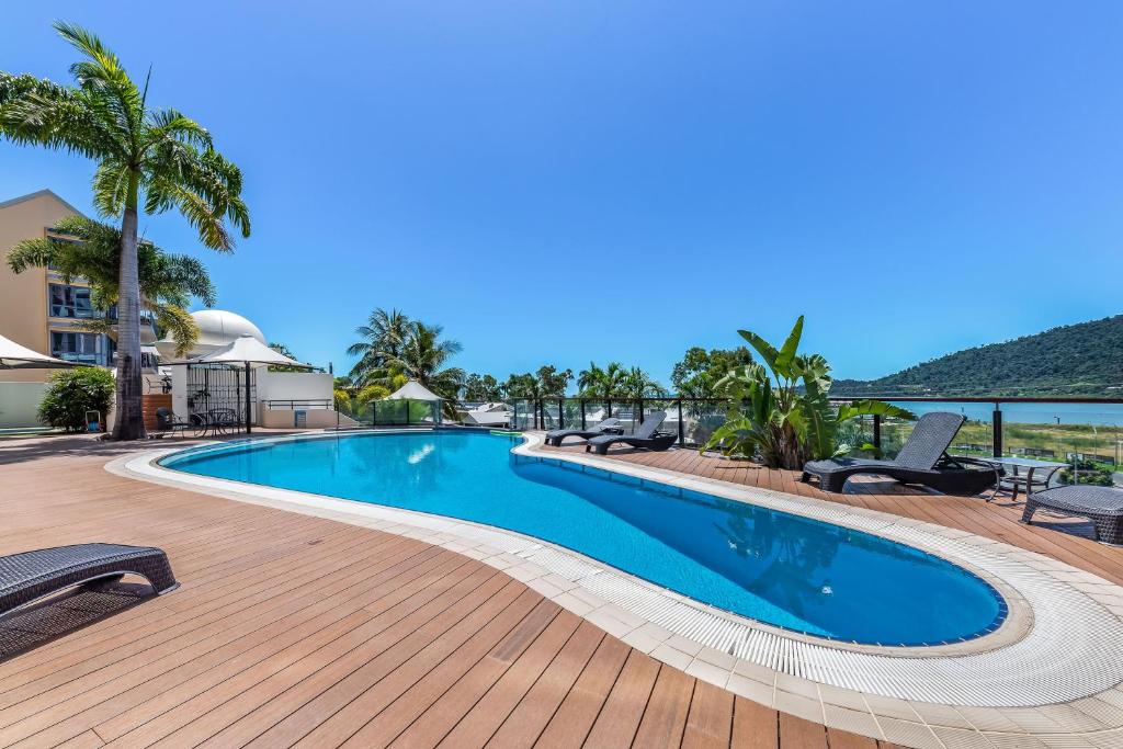 Whitsunday Blue Penthouse with the best views in Airlie Beach, Airlie ...