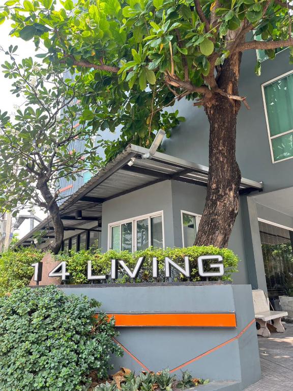 14 Living - Bangkok