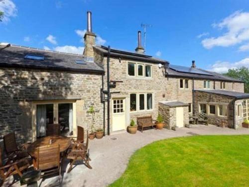 Throstle Nest Farm, Carleton (updated prices 2025)