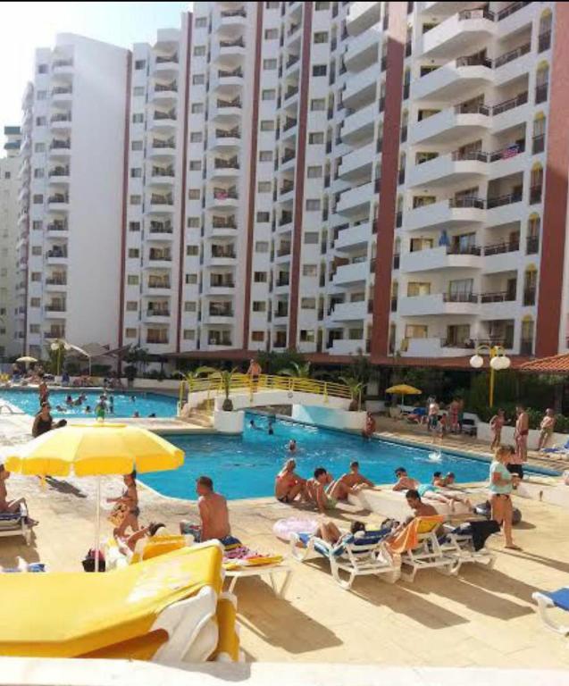 Praia da Rocha, Portimão (updated prices 2025)