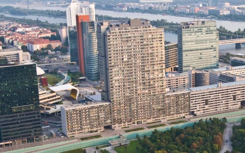 Modern Apartment at VIC, Vienna (updated prices 2025)