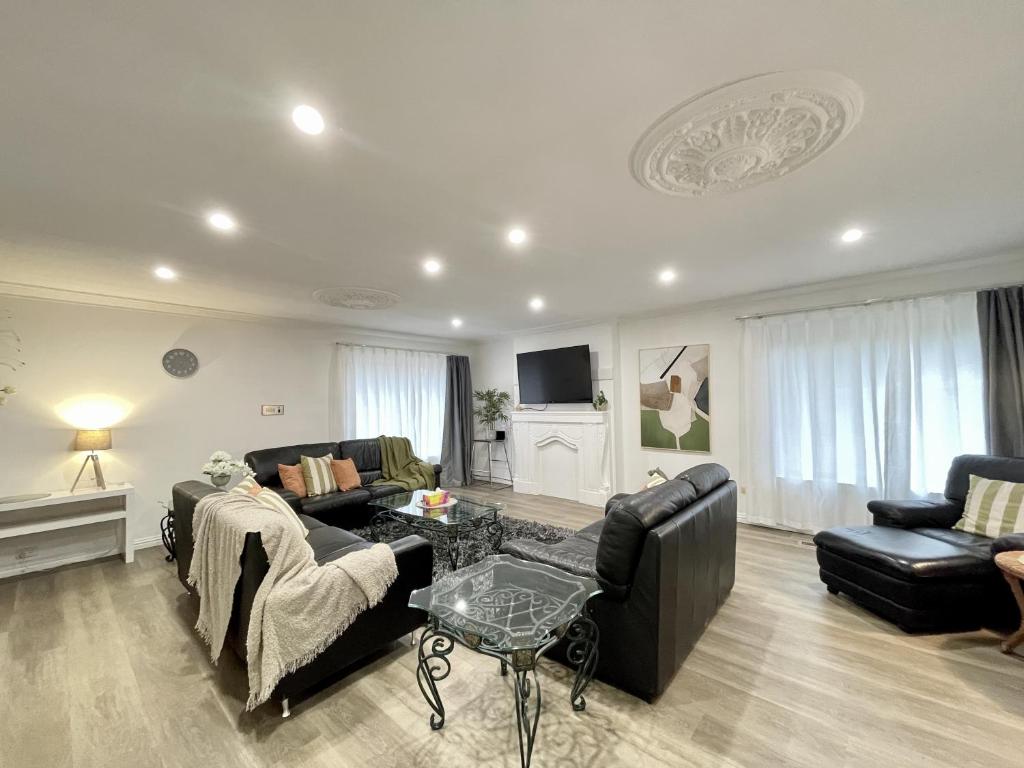 Penlink Lodge - Base To Explore Mornington Peninsula, Langwarrin ...