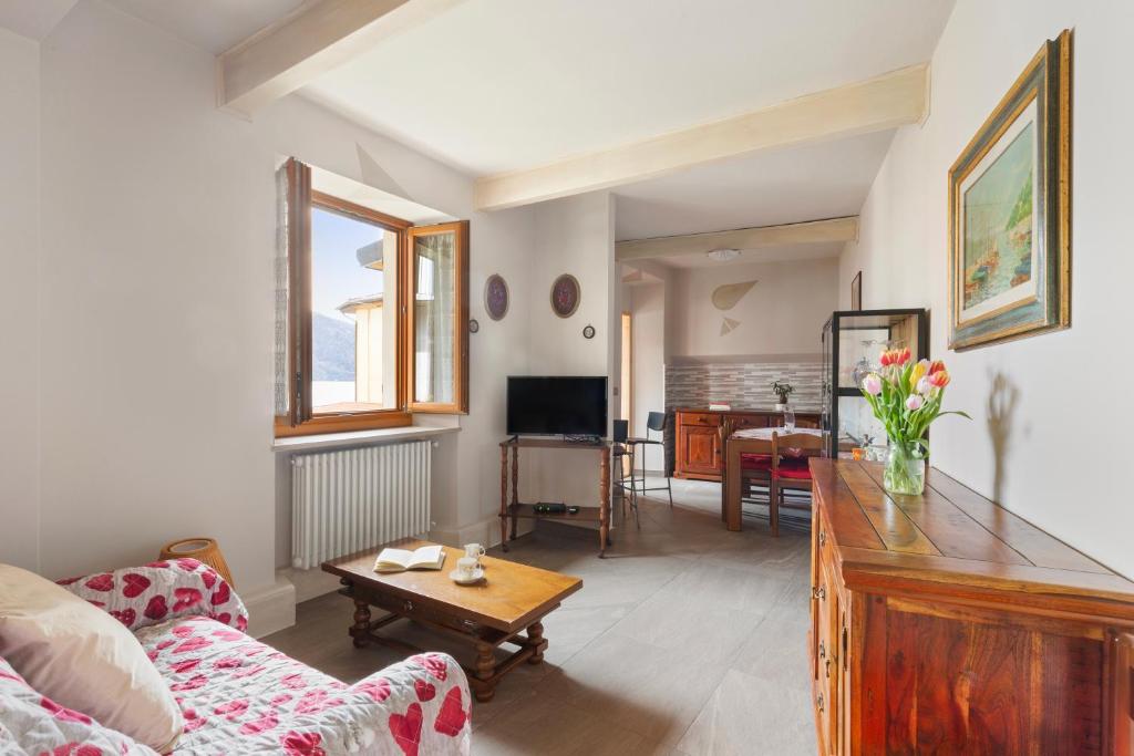 Le Finestre sul Lago - Maggiore Estate by Ginin, Cannobio (updated ...