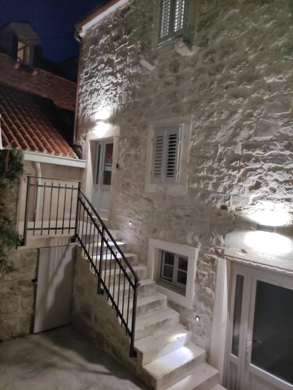 The center of Split, renovated stone house, Split (updated prices 2026)