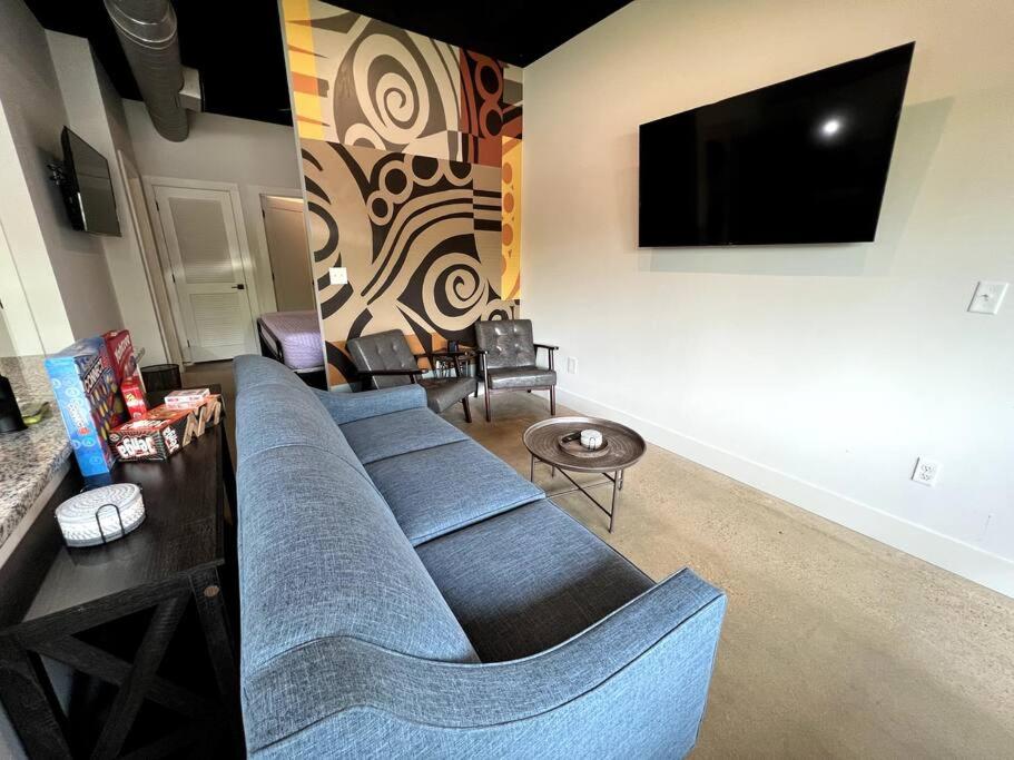 BNA Carpet Condo - 4 miles to DT, Nashville (updated prices 2024)
