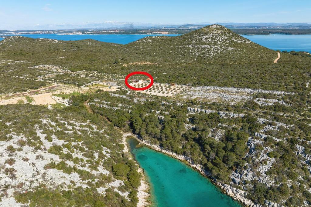 Secluded fisherman's cottage Cove Triluke, Pasman - 20973, Tkon ...