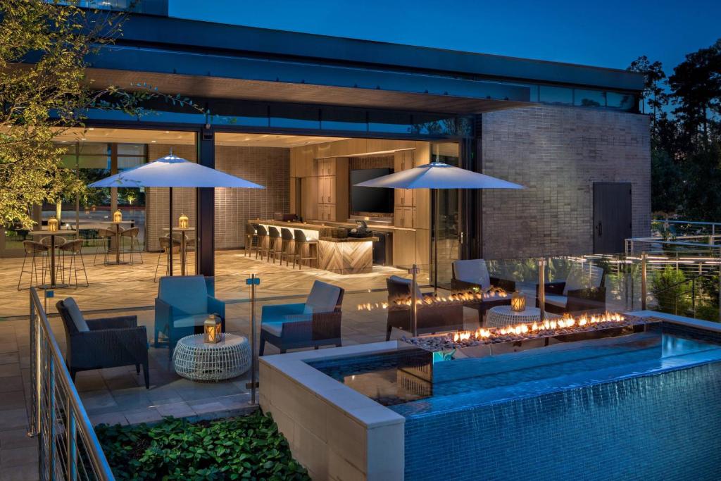 Houston CityPlace Marriott at Springwoods Village, The Woodlands ...