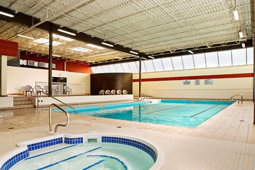 Days Inn by Wyndham Calgary South, Calgary (updated prices 2025)