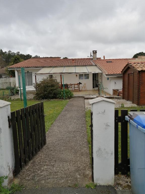 La maison du Barbot Maison 6 couchages, Gujan-Mestras (aktualisierte ...