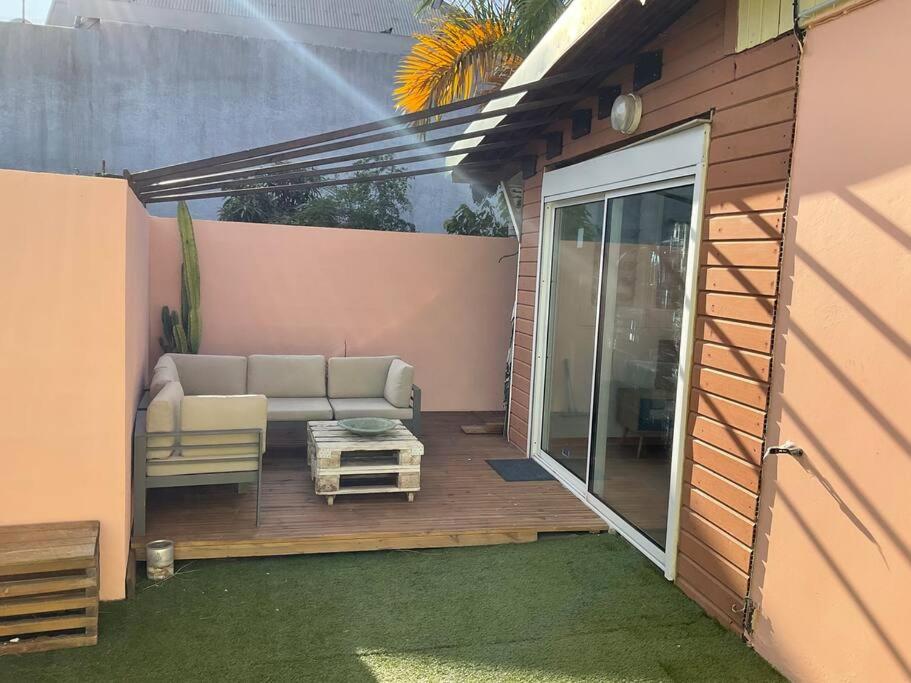 Maison chaleureuse et familiale, Saint-Pierre (updated prices 2025)